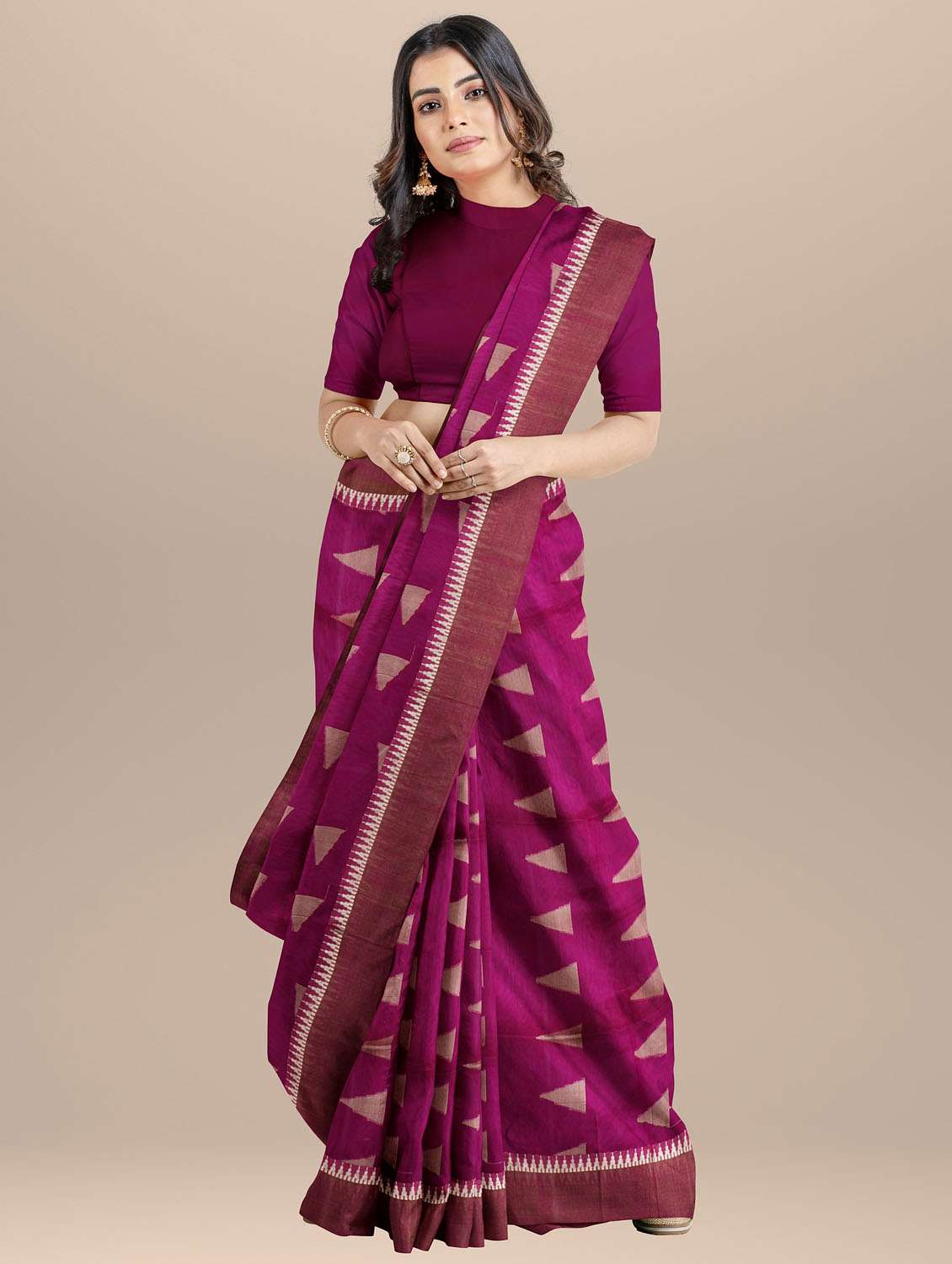 Buy online Women Magenta Self Design Handloom Saree With Blouse from ...